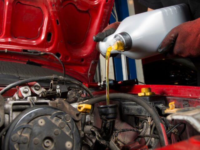 Questions About Your Oil Change | Lancaster, PA | Dutch Valley Auto Works